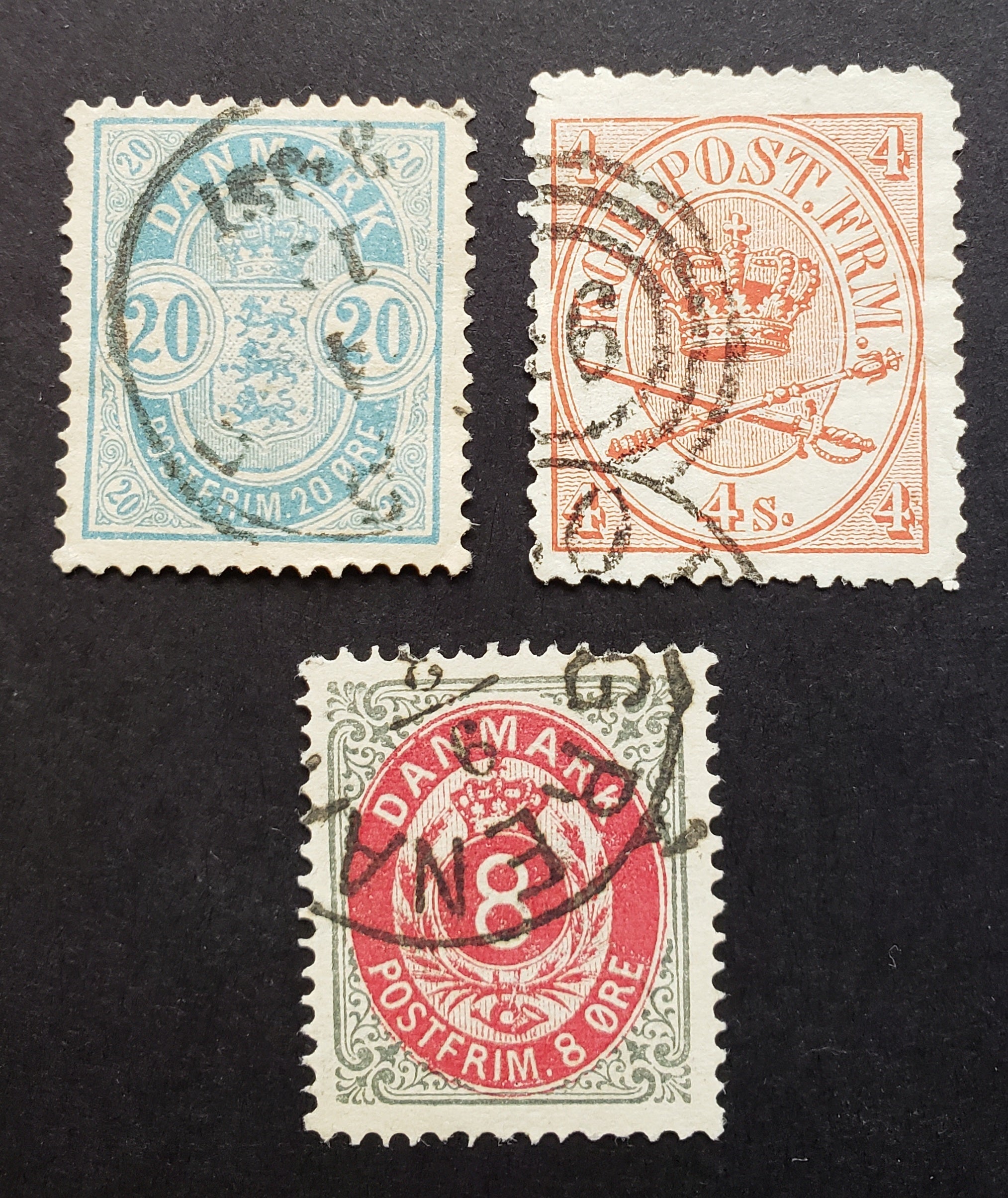 Lot 63 Denmark SC#13/40 1864-1884 Royal Emblems / Large Corner Numeral ...